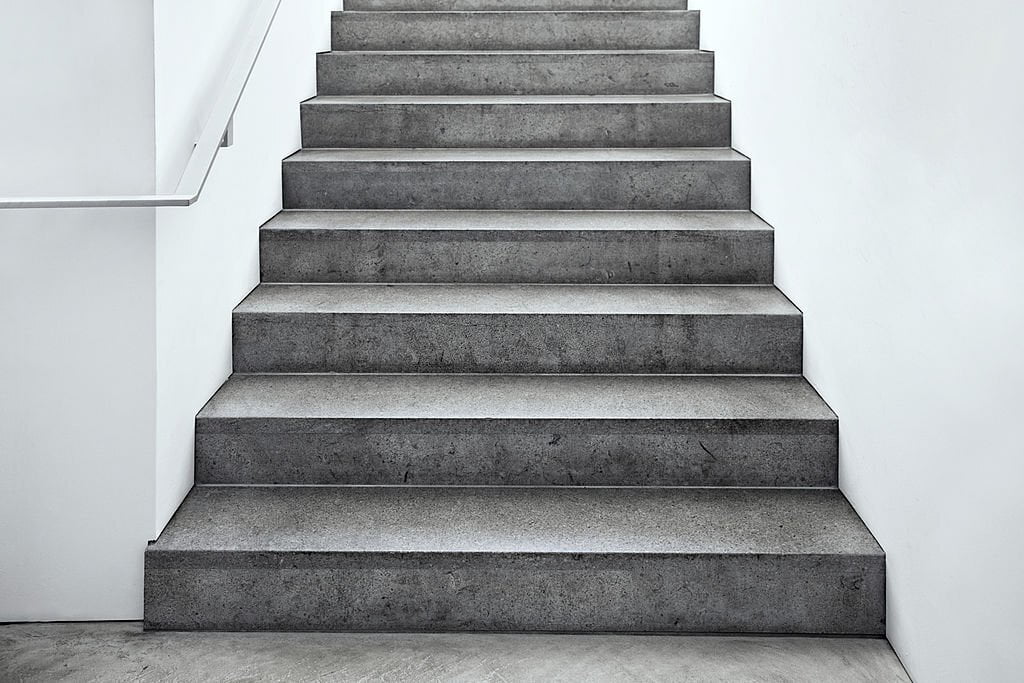 Repairing Concrete Steps: A Step-by-Step Repair Guide